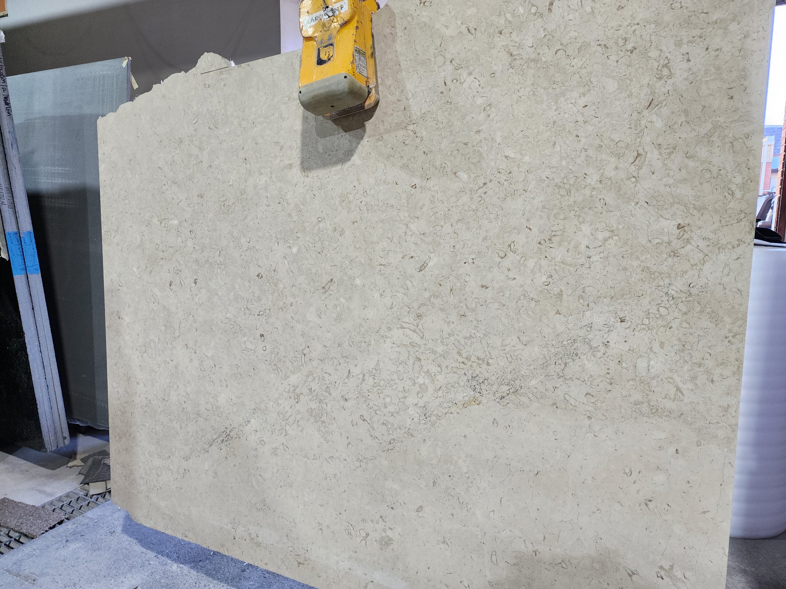 Beige Fossil Scuro Marble Slabs 20mm - Stone Wholesalers