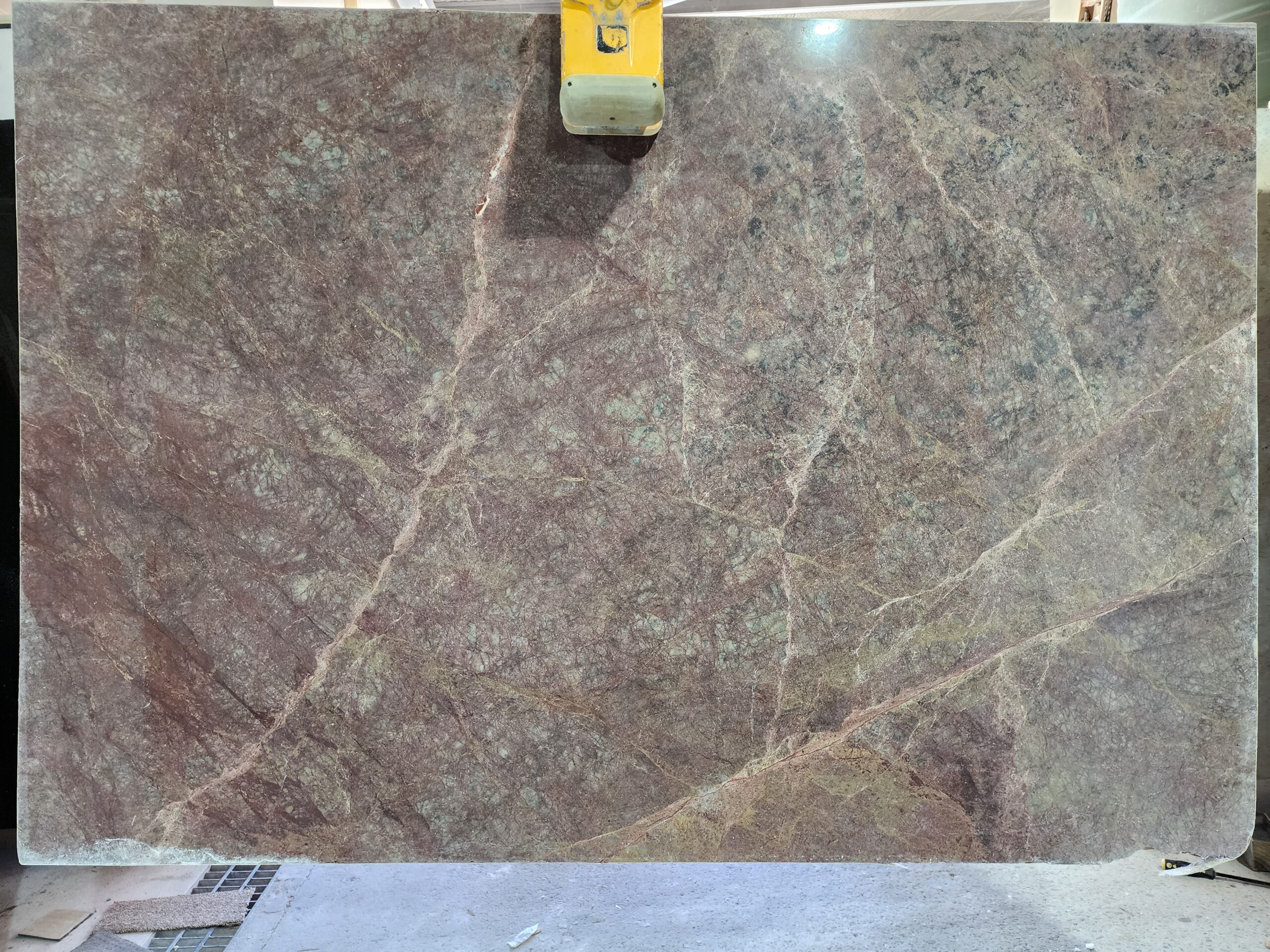 Roso Laguna Marble Slabs 20mm - Stone Wholesalers