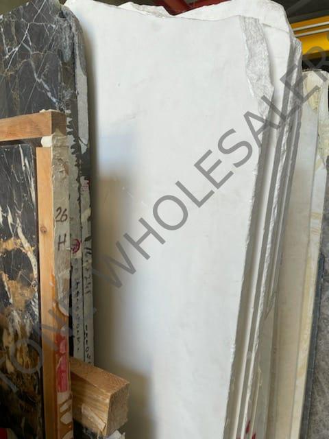 Limra Honed Limestone 20mm Slabs - Stone Wholesalers